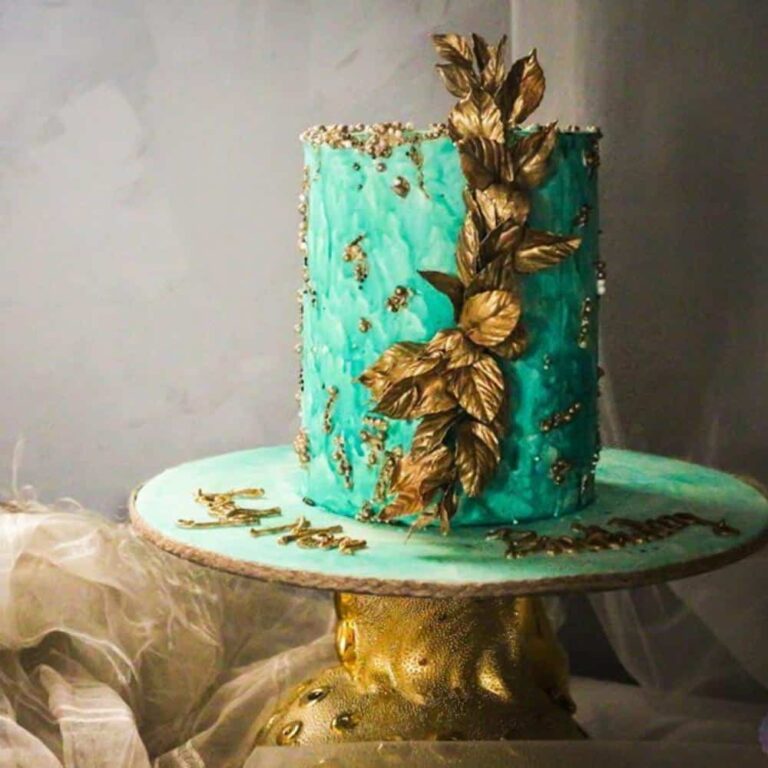 Saudi Arabia Brands - Ultimate Chocolate Cake - Emotion